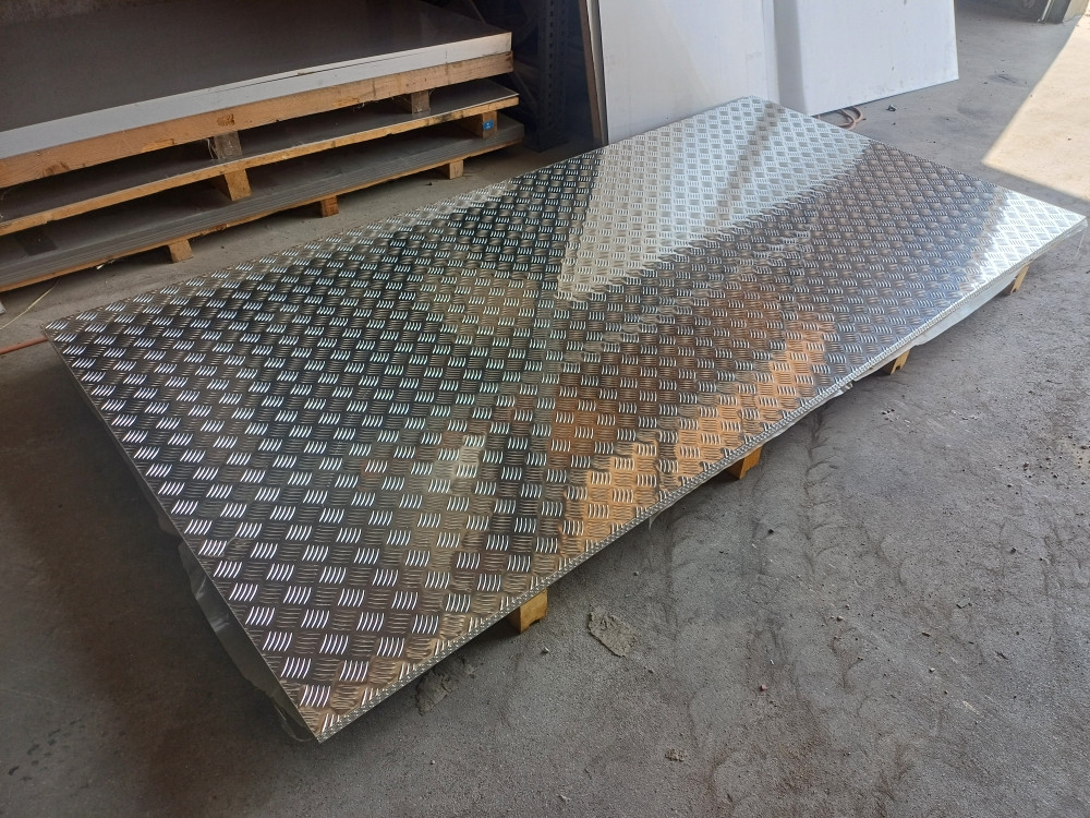 ALUMINIJSKI REBRASTI LIM - Limovi - OLX.ba