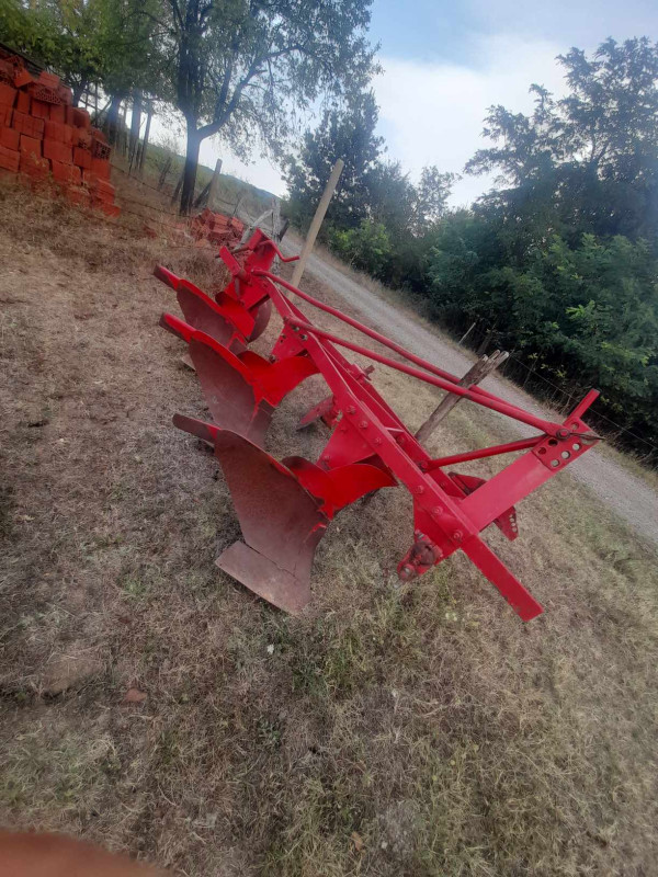 Plug 3 brazde leopard - Plugovi - OLX.ba