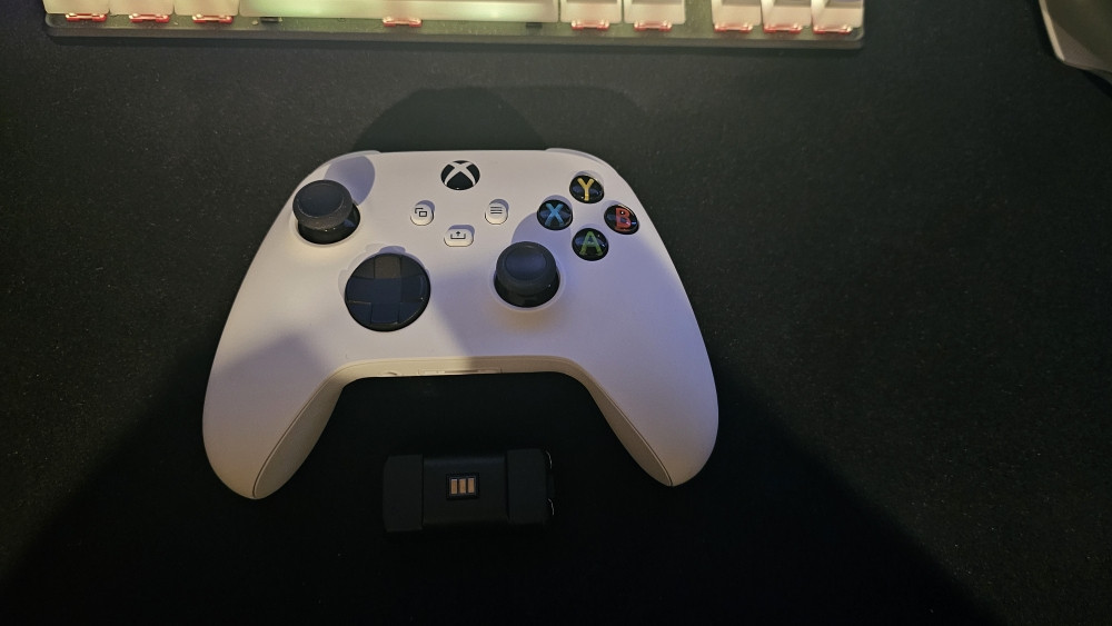Xbox Series X gamepad - Džojstik/Gamepad kontroleri - OLX.ba