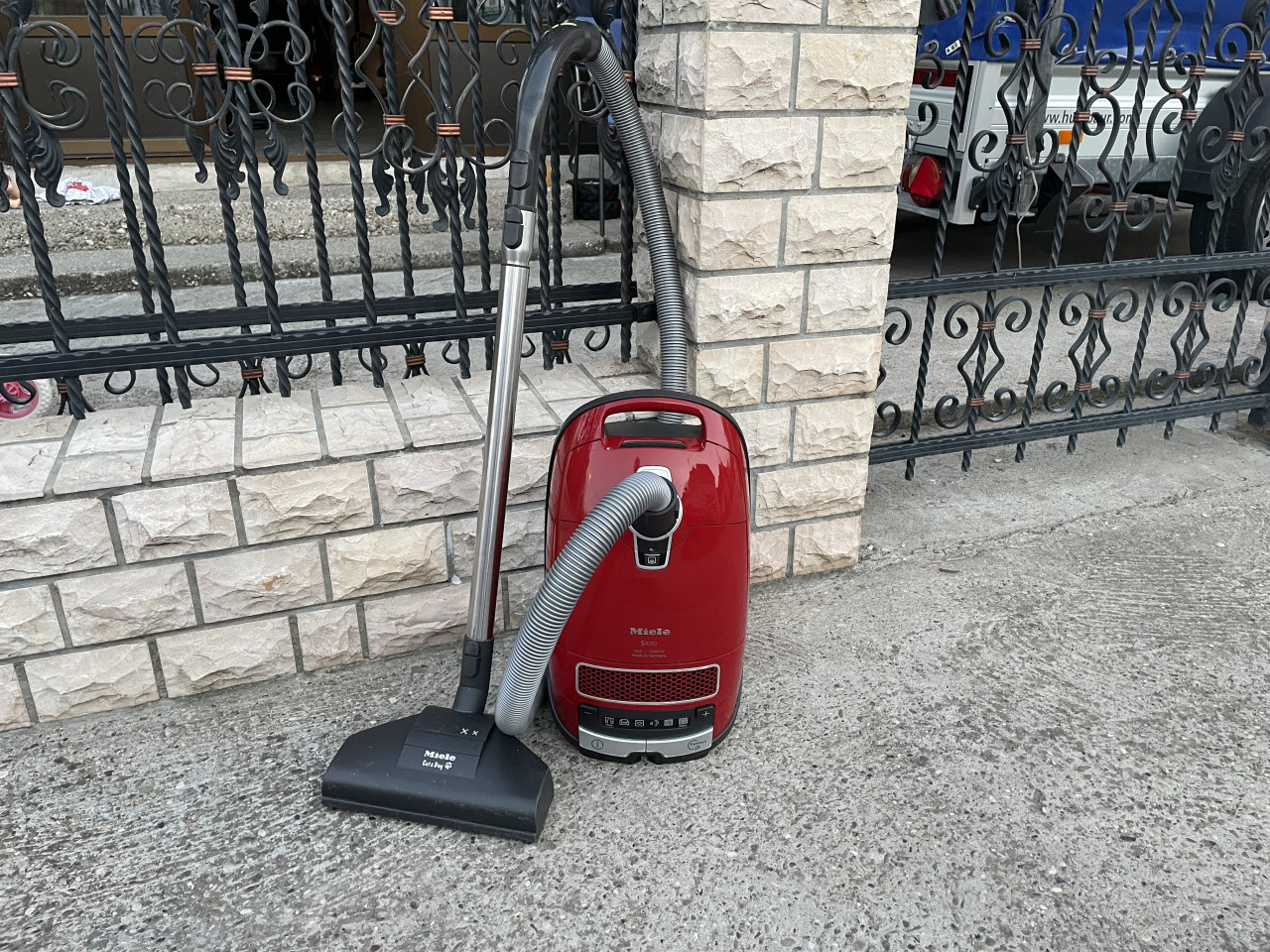 Usisivac miele - Usisivači - OLX.ba