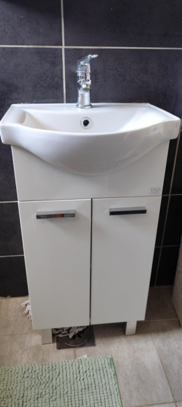 Umivaonik sa ormarićem - Umivaonici/Lavaboi - OLX.ba