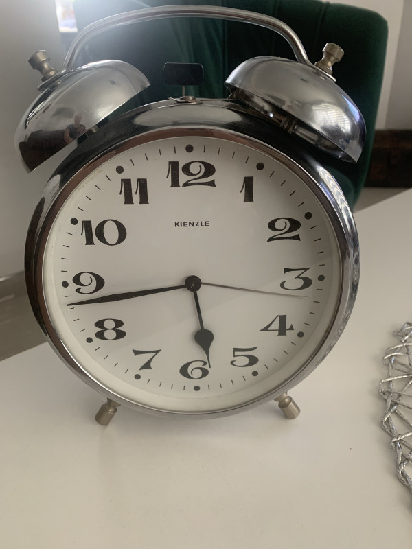 Sat stoni veker kienzle - Zidni i Stoni Satovi - OLX.ba