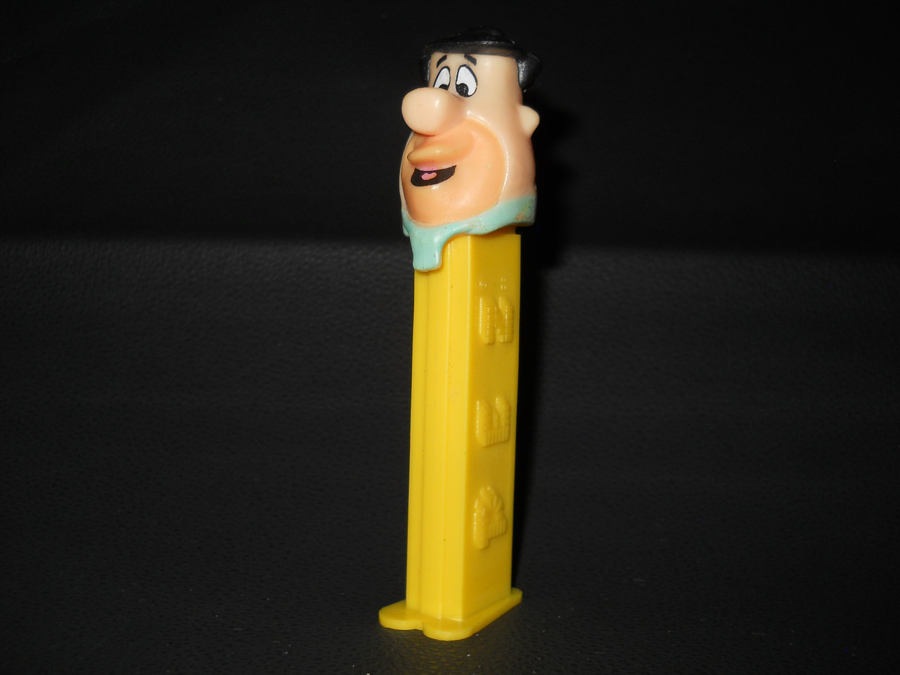 PEZ figurica Fred Kremenko Fred Flintstone Austrija (4.966.305 ...