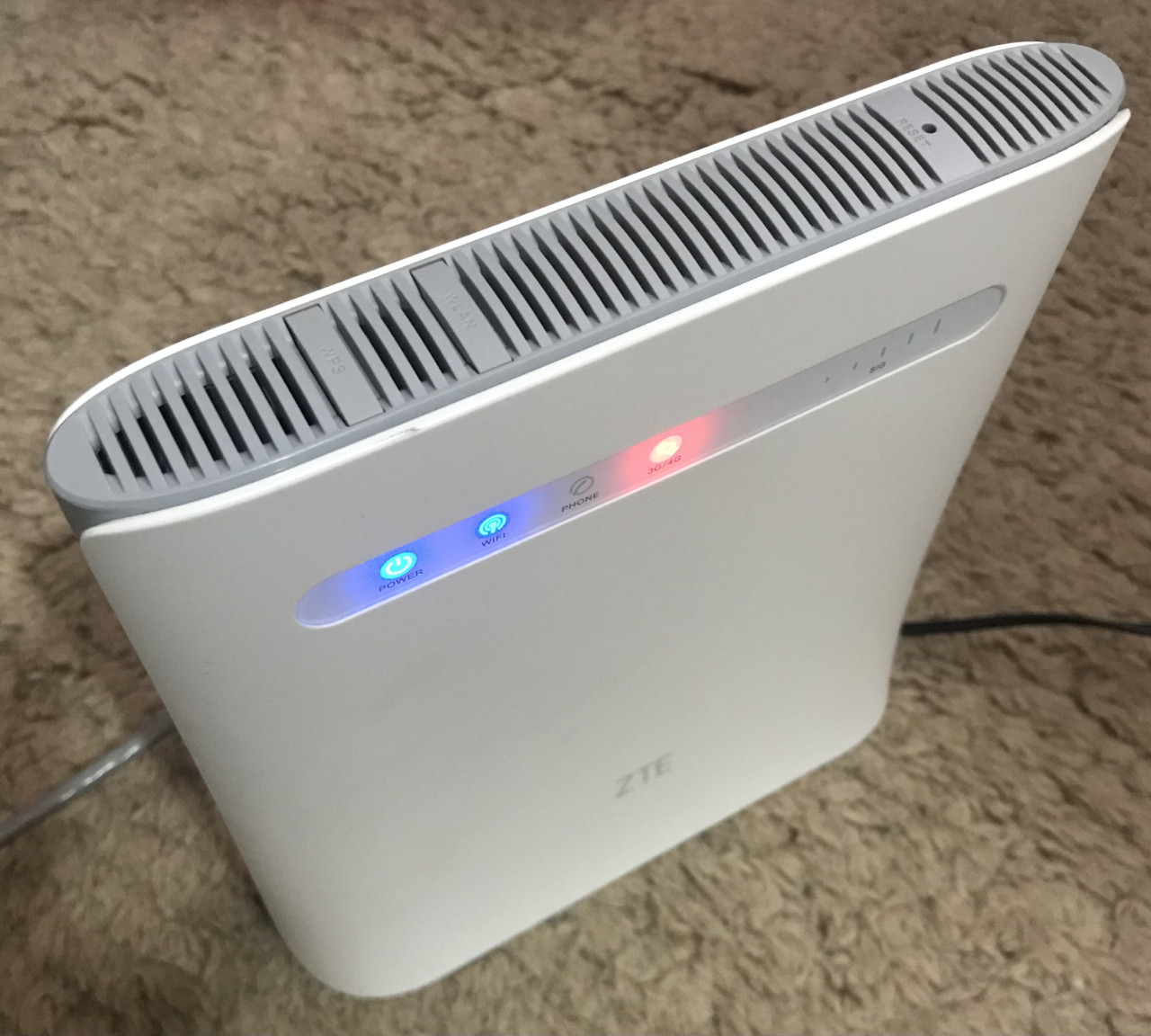 ZTE MF286R sa SIM karticom 4G/LTE dual band 5GHz wi fi router - Router ...