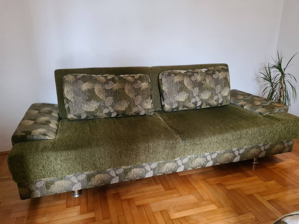 Poklon 2 trosjeda 1 kauč - Poklanjam (darujem) - OLX.ba