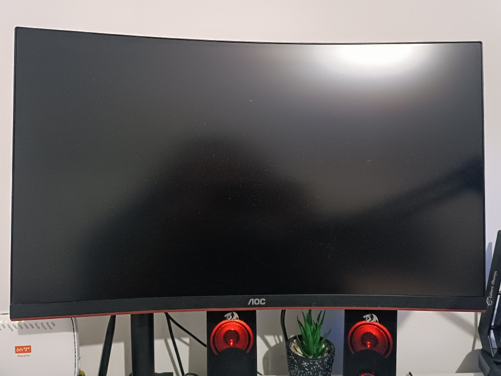 Monitor Aoc Curved 27" 144Hz - Monitori - OLX.ba