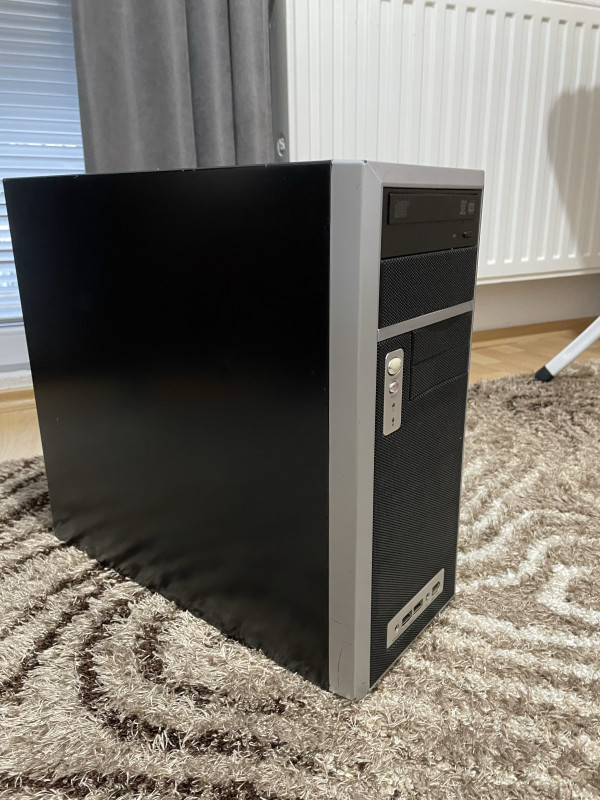 kompjuter pc - Desktop Računari - OLX.ba