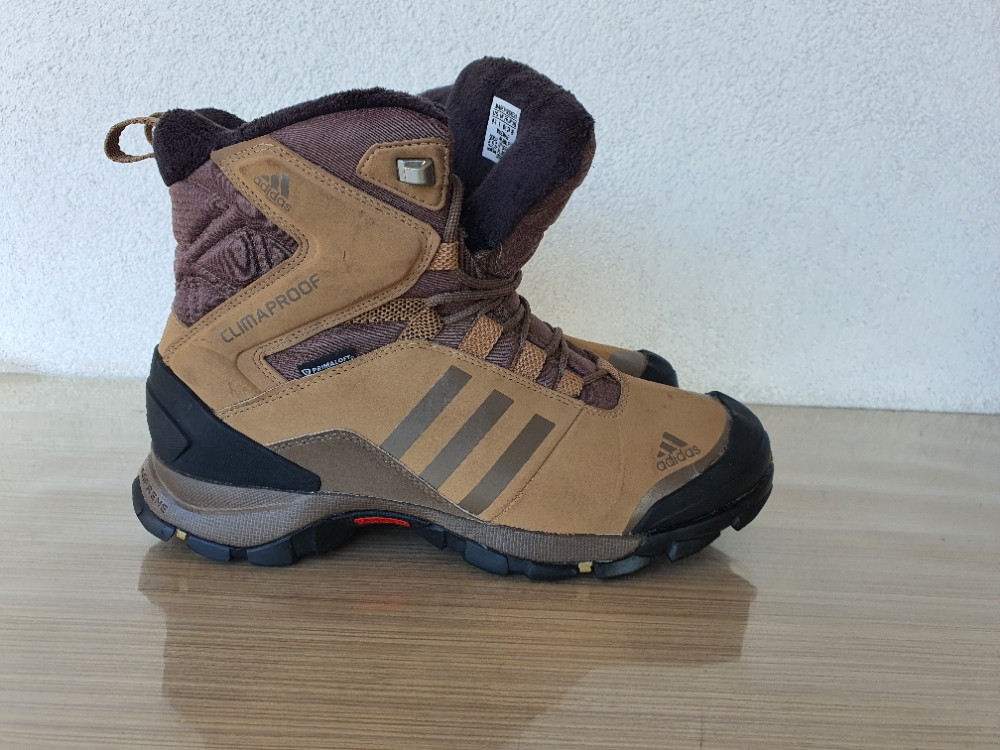 Adidas gojzerice Waterproof br.43 i 1/3 - Tene/Patike za muškarce - OLX.ba
