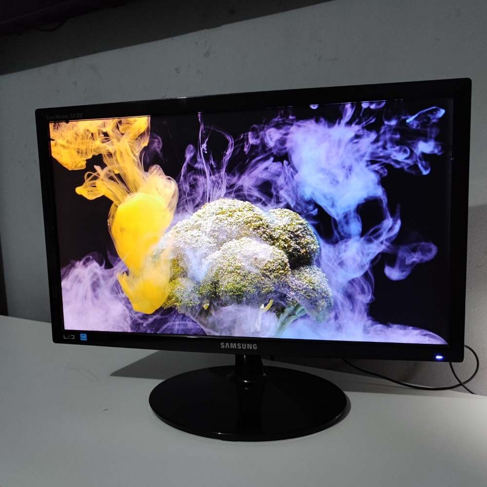 22" 22 inca 1080p FHD LED MONITORI SAMSUNG - Monitori - OLX.ba