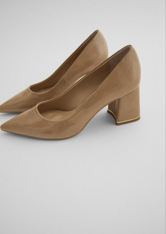 ZARA ženske bež lakovane cipele / štikle - Cipele i Gležnjače za žene ...