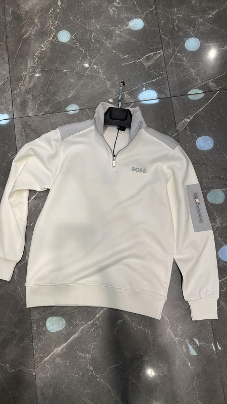 Muška majica Hugo Boss - Majice i košulje za muškarce - OLX.ba