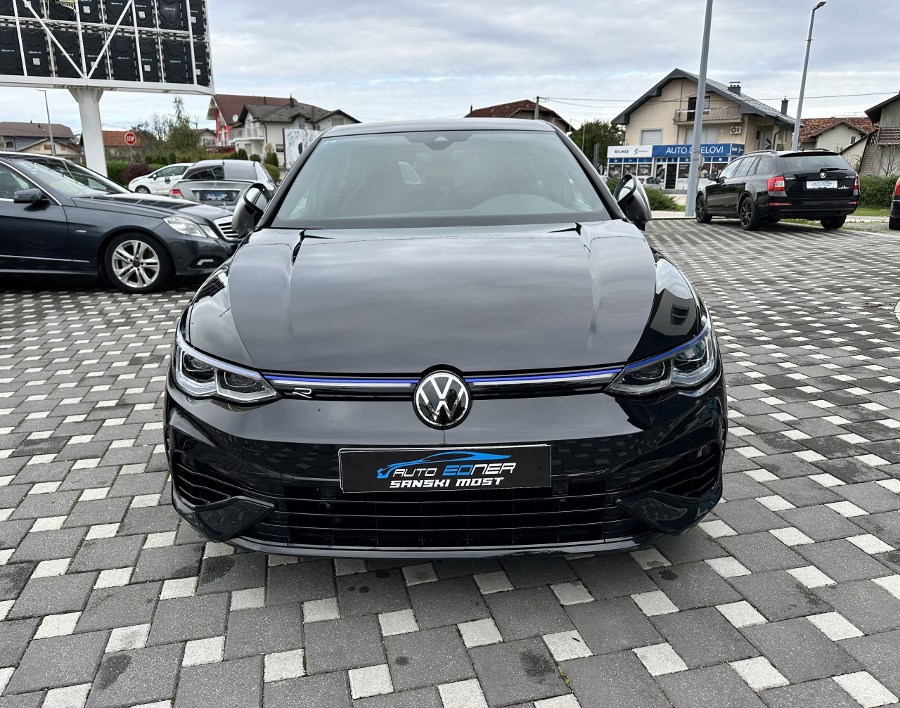 Volkswagen Golf 8R Performance 333ks 2024 - Automobili - OLX.ba