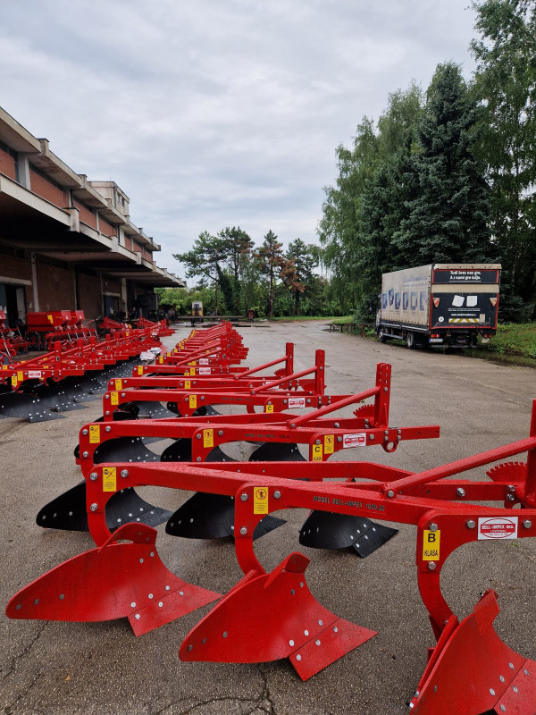 Plug Bell Implex 1030.30 VK tri brazde - Plugovi - OLX.ba