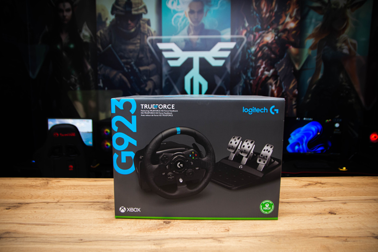 Logitech G923 TRUEFORCE Sim Racing Wheel - Volani za PC i konzole - OLX.ba