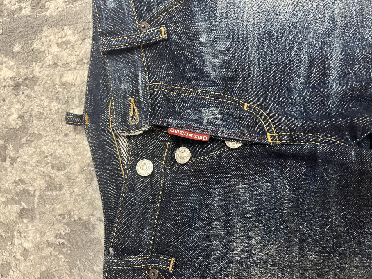 Dsquared2 farmerice - Pantalone/hlače za muškarce - OLX.ba