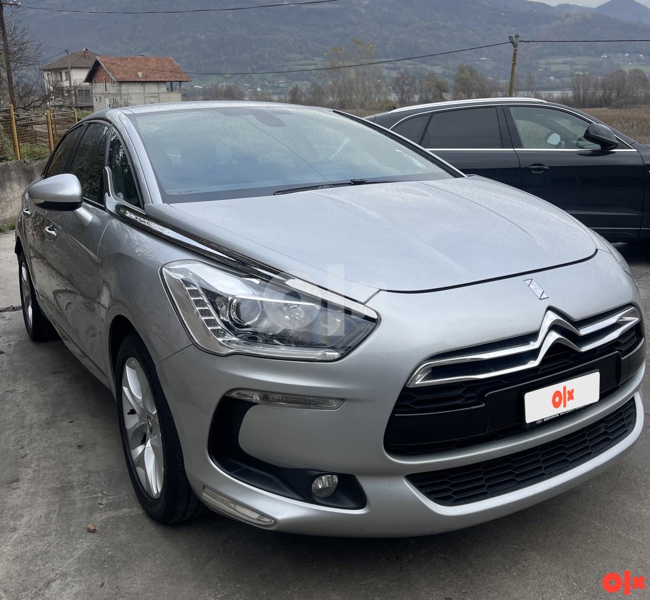 Citroen DS5 1.6 Turbo SO Chic auto Ocarinjeno CH Automatik - Automobili ...