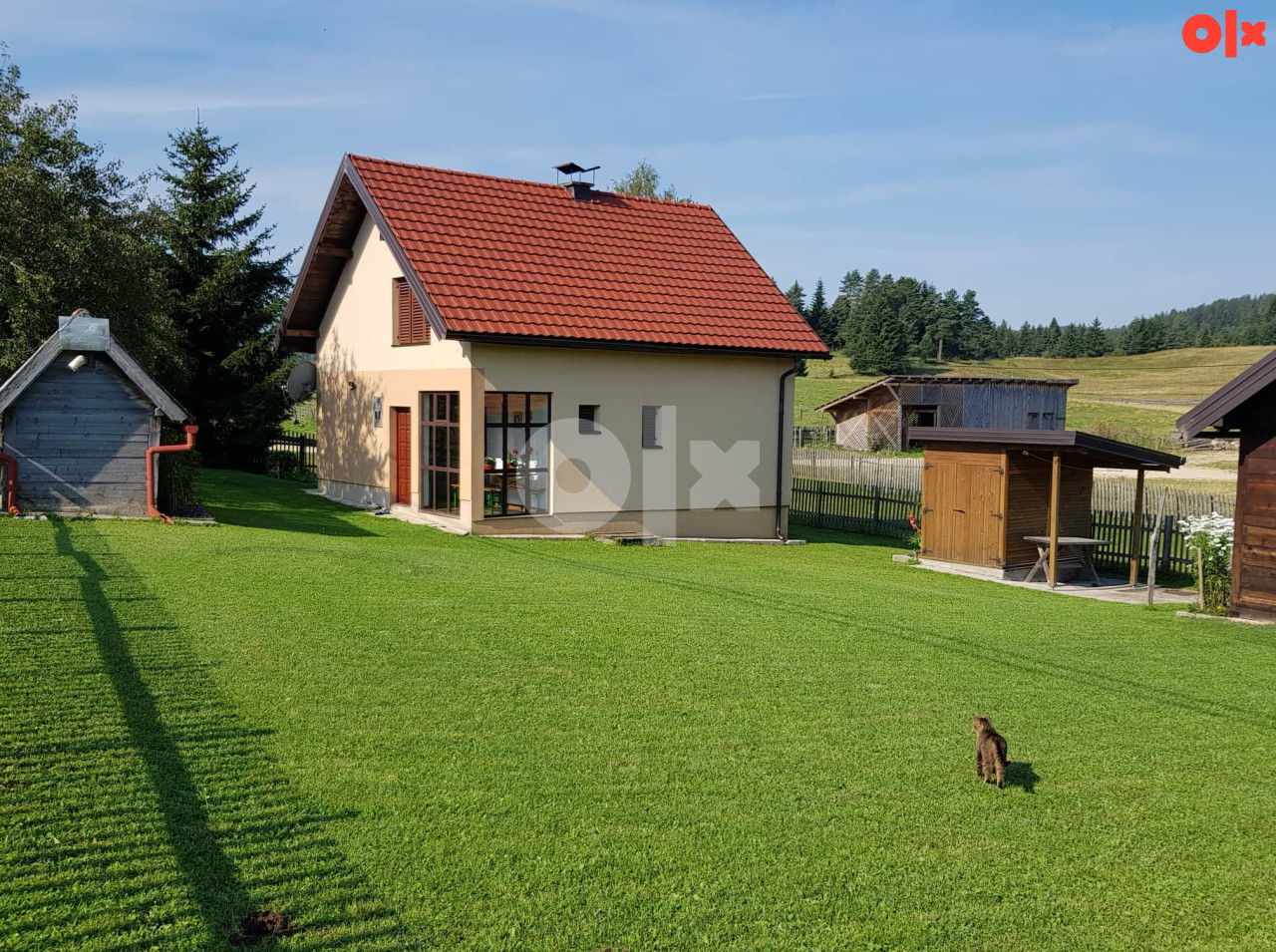 Vikendica Ravna Romanija na placu 889m2 - Vikendice - OLX.ba