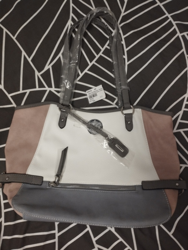 Ženska torba Rieker - Torbe i ruksaci za žene - OLX.ba