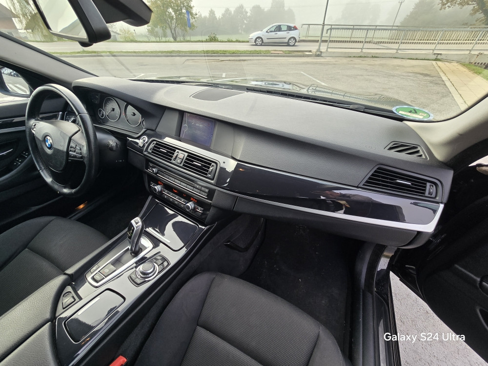 BMW F10 F11 TABLA INSTRUMENT crna airbag pojas ladca - Instrument table ...