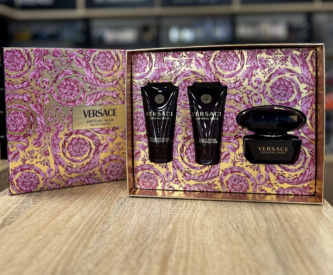 Versace Crystal Noir SET edp 50 ml Zenski Parfem - Ženski parfemi - OLX.ba