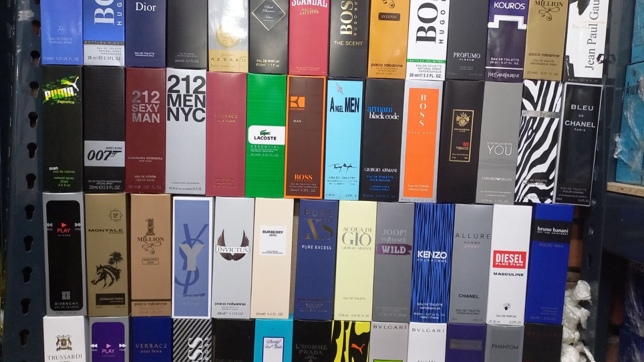 PARFEMI 20ml NA VELIKO 6KM 061394927 - Unisex parfemi - OLX.ba