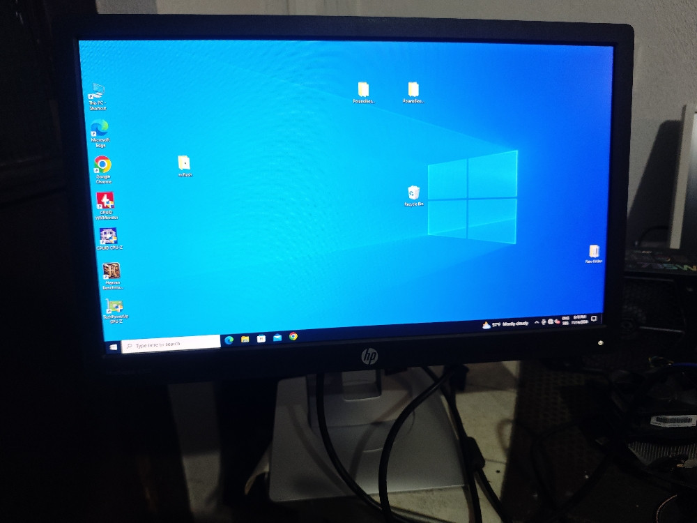 Monitor hp, 21 inch, display port, HDMI, IPS - Monitori - OLX.ba