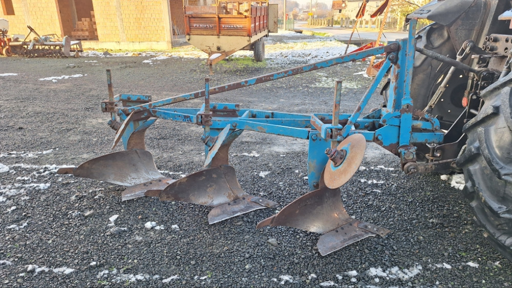 Plug plugovi 3 brazde Vogel noot - Plugovi - OLX.ba