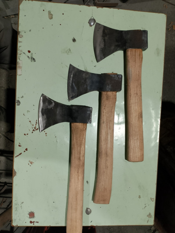 Sjekire, satare...kovani alati - Oprema za šumarstvo - OLX.ba