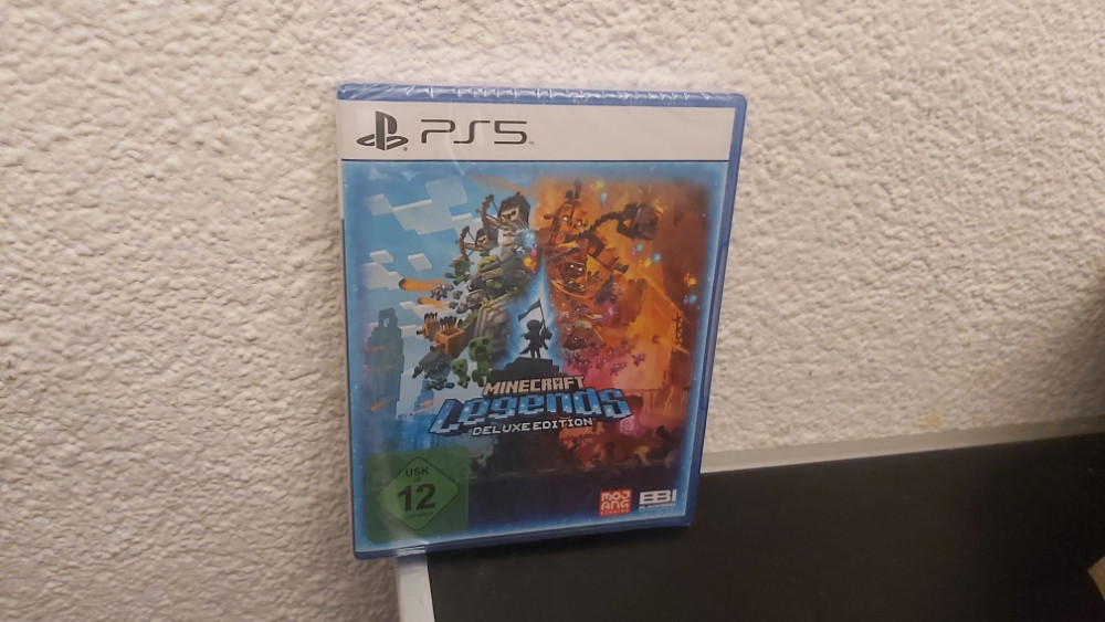 IGRA MINECRAFT DELUXE EDITION PS5 (NOVO) - Igre za PC i konzole - OLX.ba