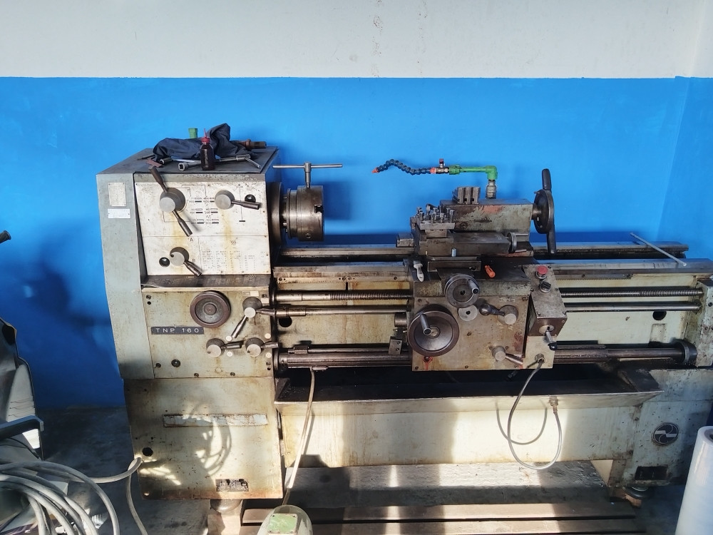 Strug tokarski stroj prvomajska tnp 160 - Strug/Glodalice/Frezeri - OLX.ba