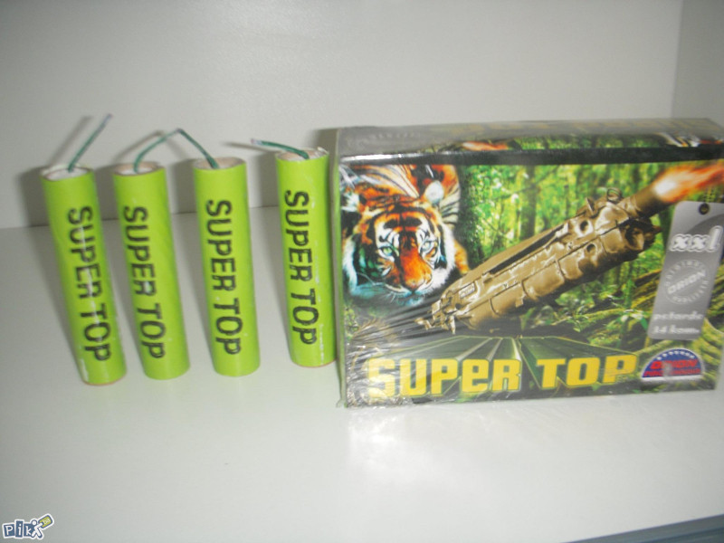 SUPER TOP petarde 10 komada pirotehnika - Pirotehnika - OLX.ba