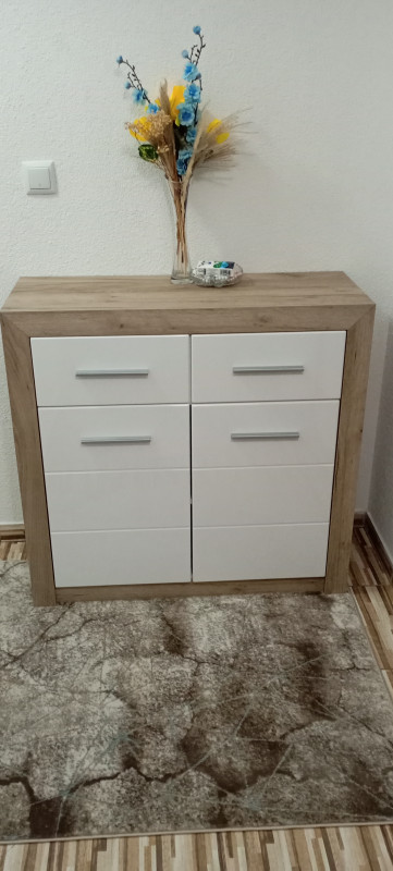 Komoda skoro nova - Komode/Vitrine - OLX.ba