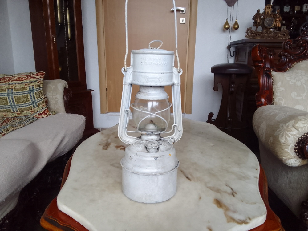 Fenjer stari na gas petrolej - Kućanski predmeti - OLX.ba