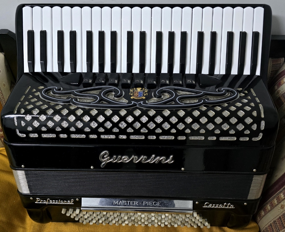 GUERRINI Professional Cassotto 120b 1+2 kabinska - Harmonika - OLX.ba