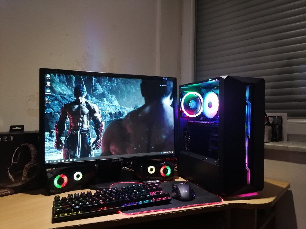Komplet Gaming PC - Monitor Gejmerski Gamerski Racunar Kompjuter ...