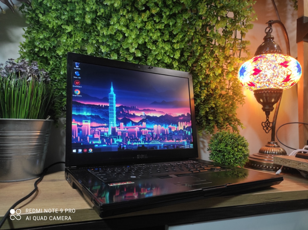 Dell Precision /T9400/4gb/15.4inc/Nvidia QuadroFx770m - Laptopi - OLX.ba