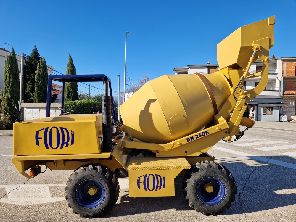 Fiori DB 250E Mikser Za Beton CarMix Car Mix - Mikseri i beton pumpe ...