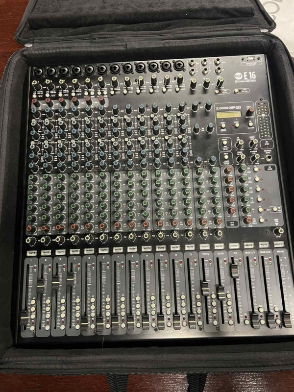 RCF E16 - Miksete - OLX.ba