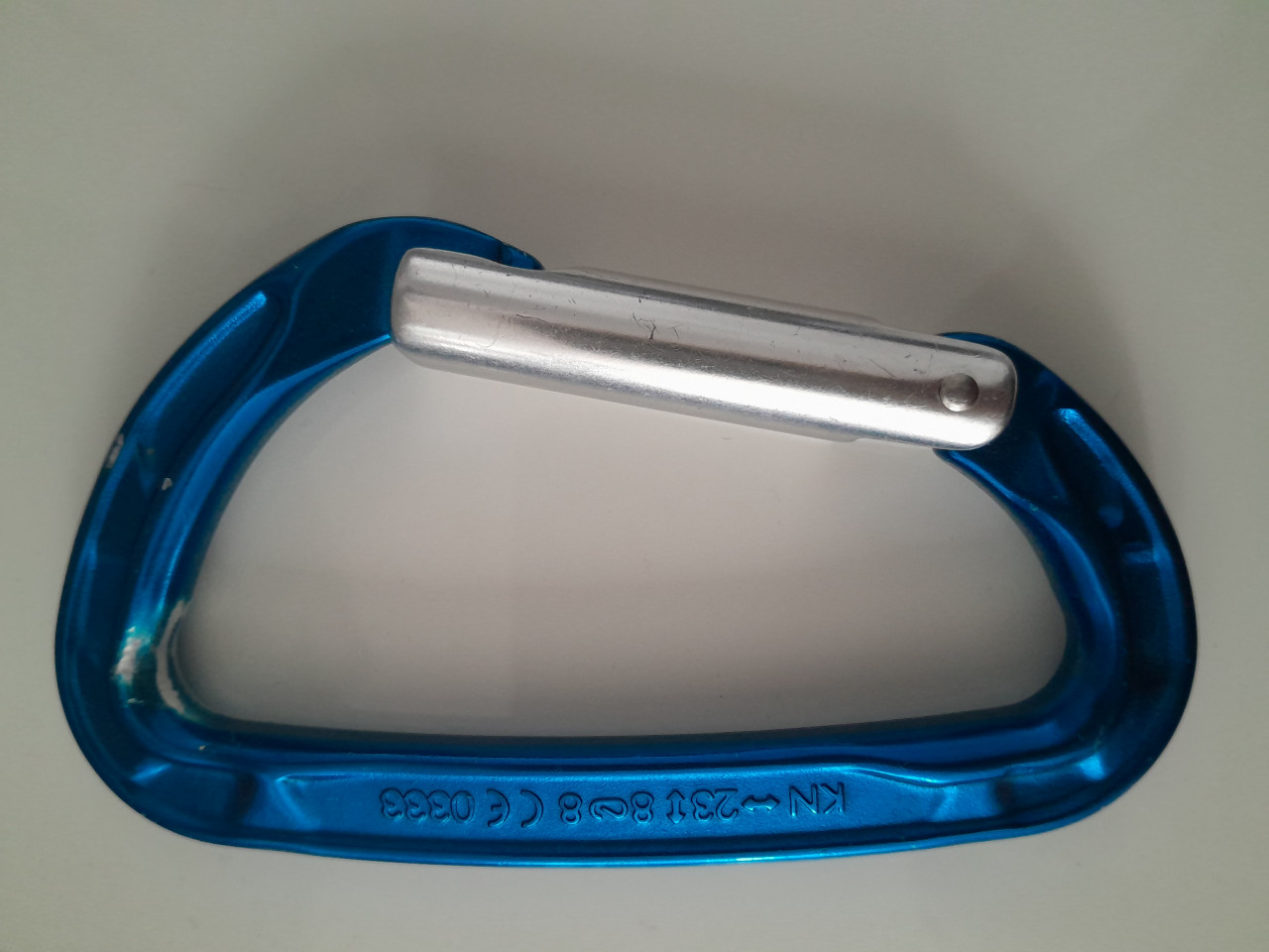 Karabinjer karabinjeri Zakačke - Karabineri i zakačke - OLX.ba