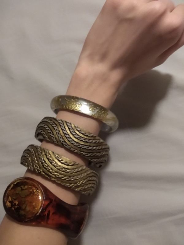 Vintage narukvice sve zajedno 20KM - Narukvice - OLX.ba