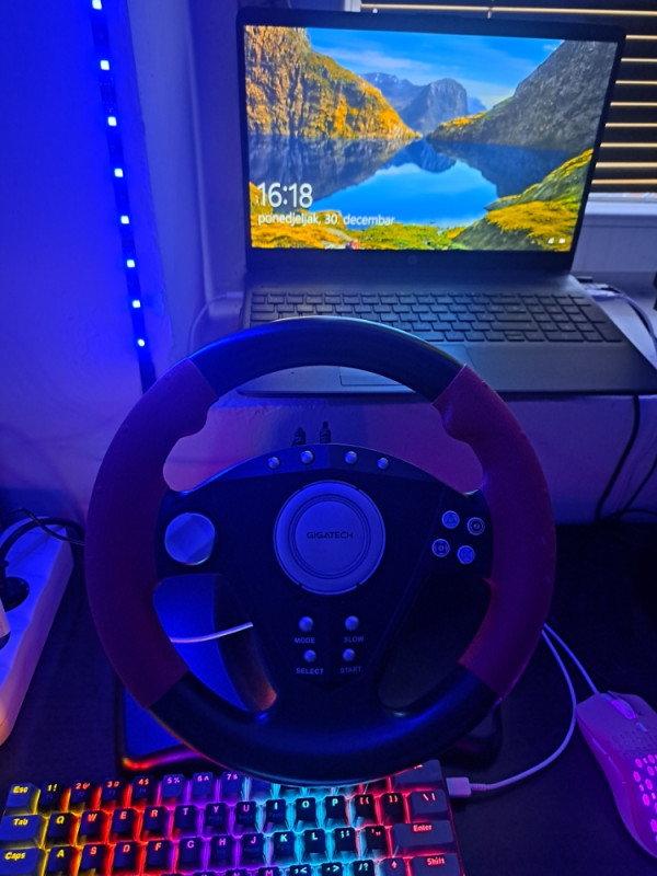 Volan za Pc - Volani za PC i konzole - OLX.ba