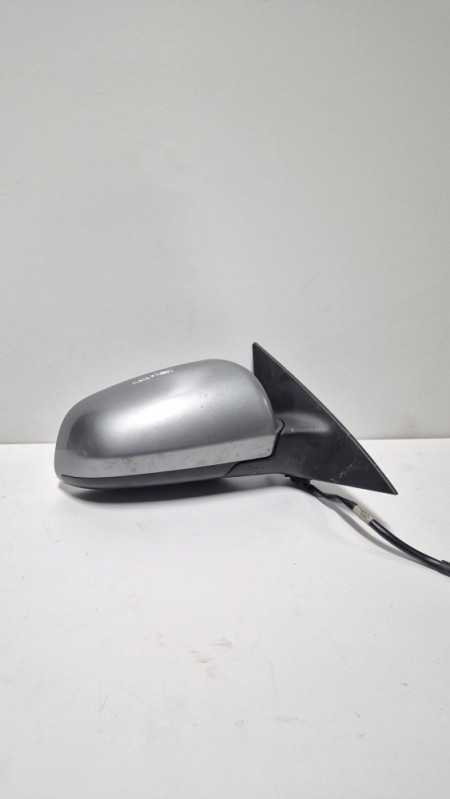 Retrovizor DESNI Audi A6 4f - Retrovizori za automobile - OLX.ba