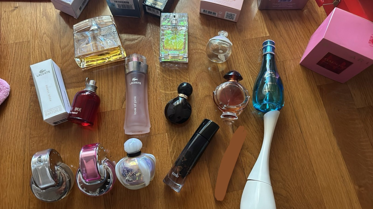 Zenski parfemi razni - Ženski parfemi - OLX.ba