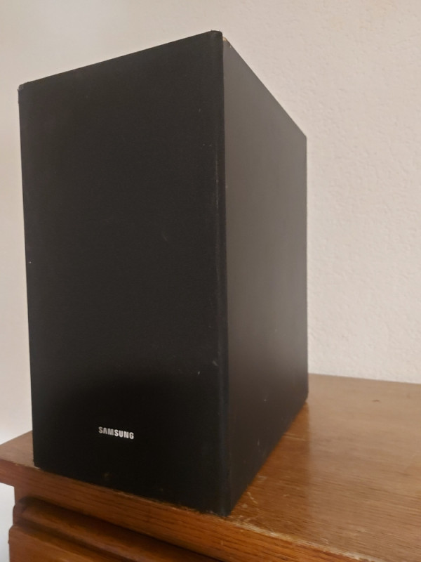 Aktivni subwoofer WIFI SAMSUNG PS-WR550 28W - Pojačala i wooferi - OLX.ba