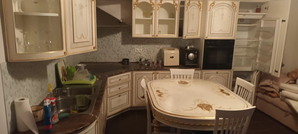 Kuhinja RUSKI stil antikvitet - Antik namještaj - OLX.ba