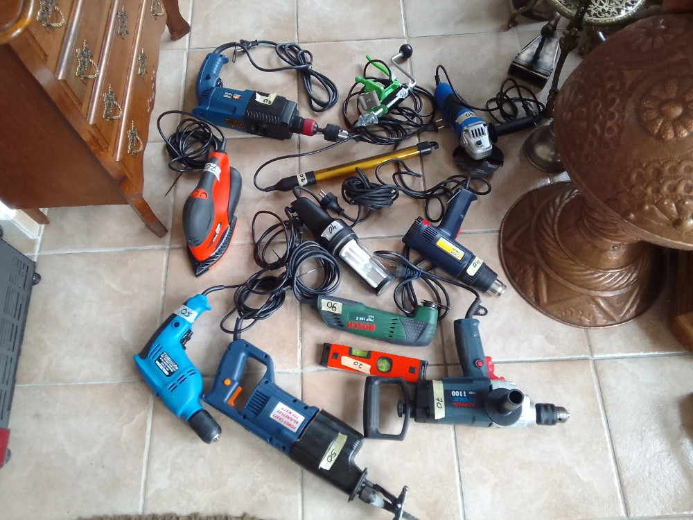 Razne vrste alata - Razni alati - OLX.ba