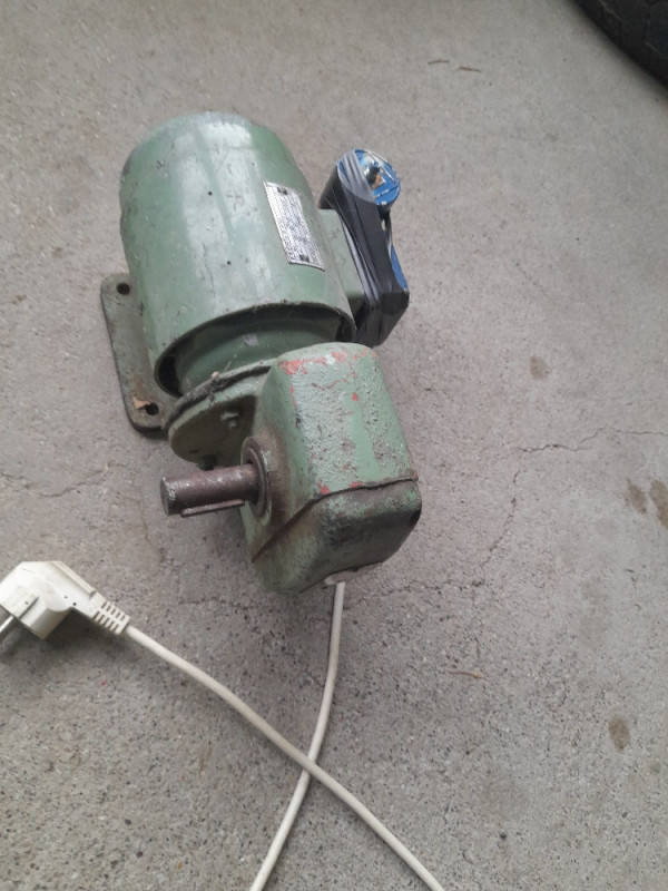 Motor elektromotor sa reduktorom manji motor 25:1 obrtaji ...