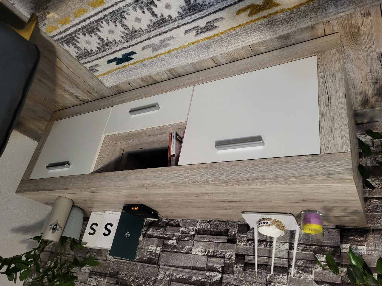 Komoda bez packe - Komode/Vitrine - OLX.ba