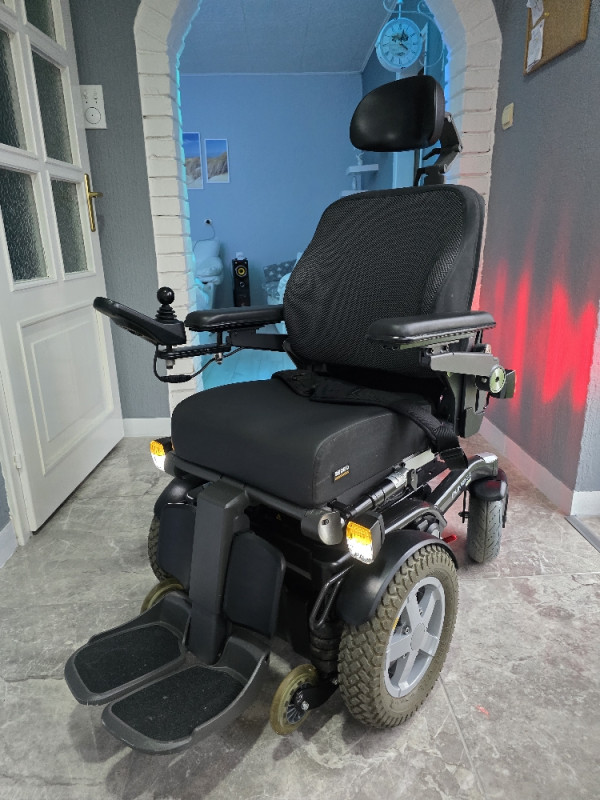 Elektricna invalidska kolica Quickie Puma 40 Gyro - Invalidska kolica ...