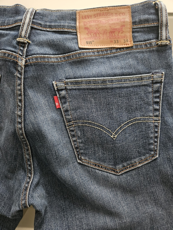 Muške farmerice levis 511 skoro nove - Pantalone/hlače za muškarce - OLX.ba